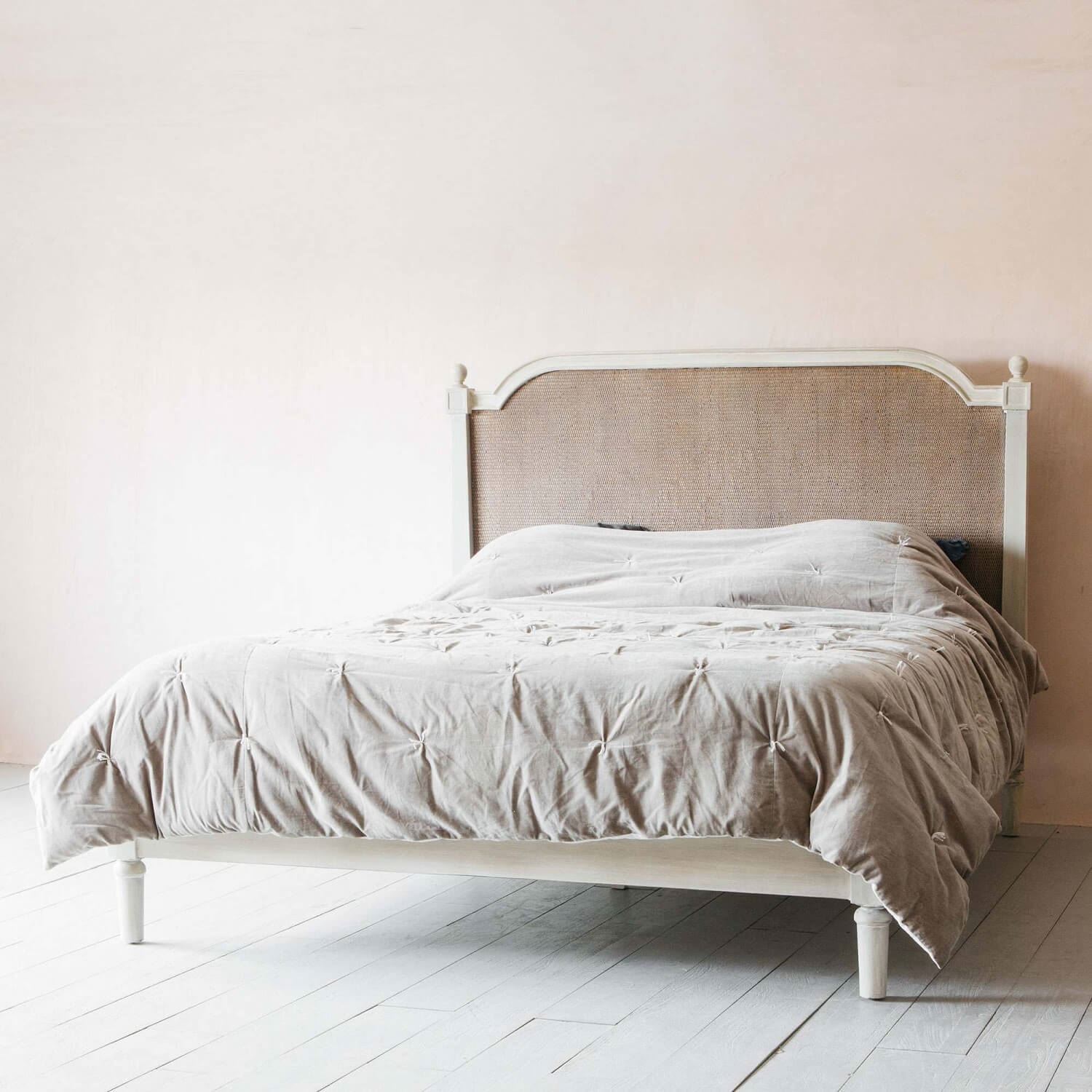 Buy Vincent Bed Online in India | The Home Dekor