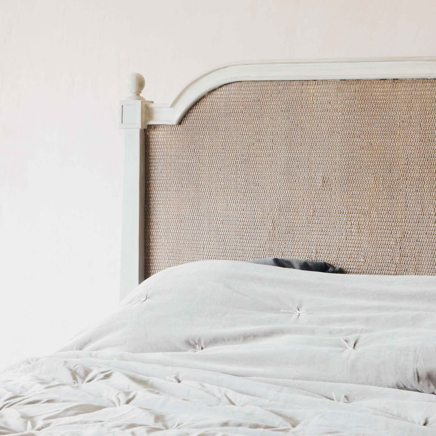 Buy Vincent Bed Online in India | The Home Dekor